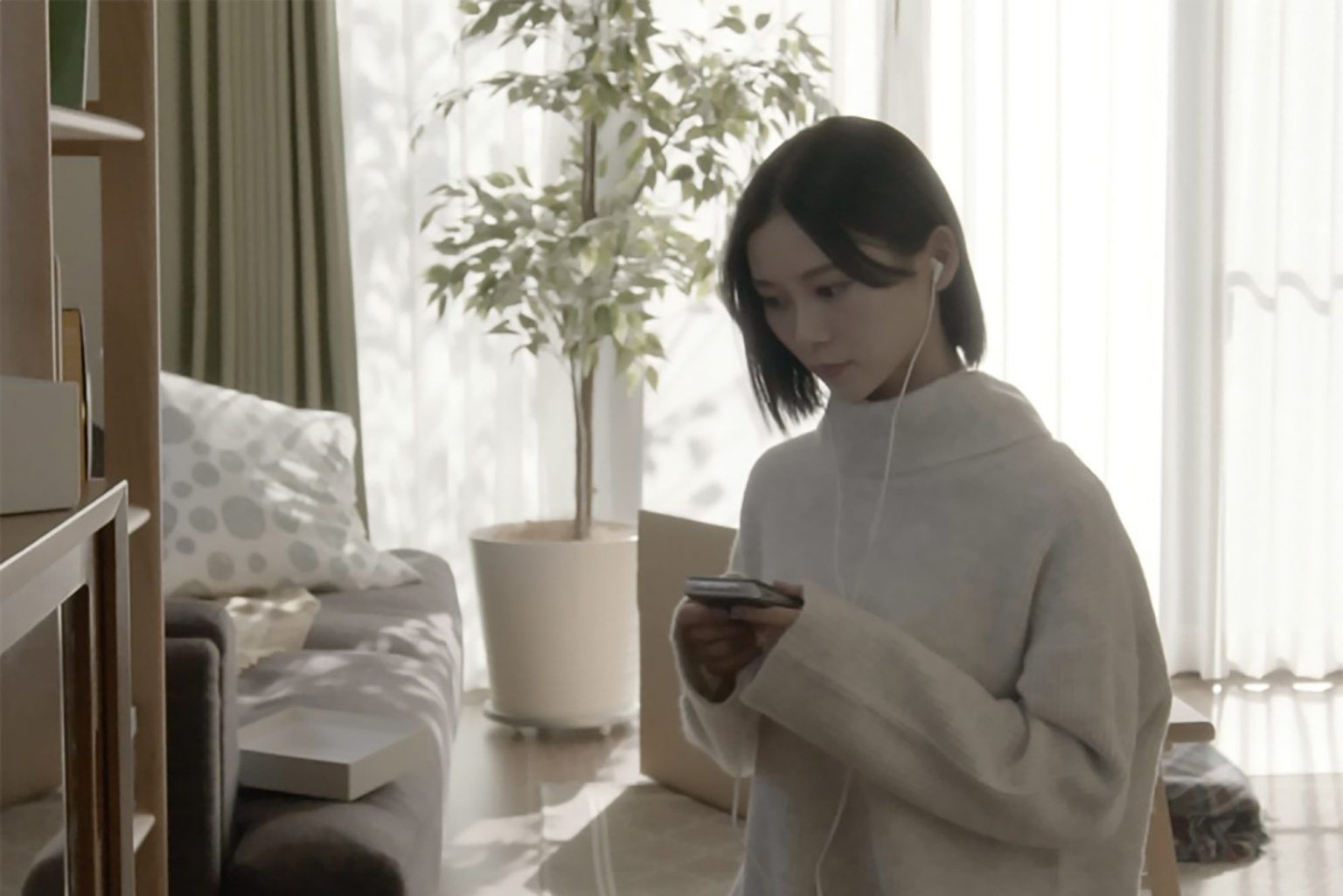 MAXのMV出演でも相変わらず謙虚な朝日奈央のコメントがグッときた の画像一覧