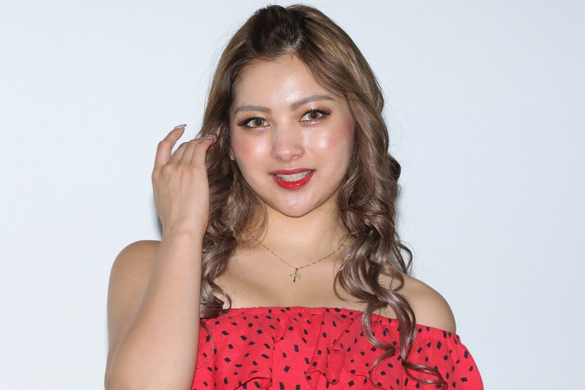 ゆきぽよ、愛犬2匹の手術費用を明かし本音 「全然いいんだけど…」「節約したいなと」 – Sirabee