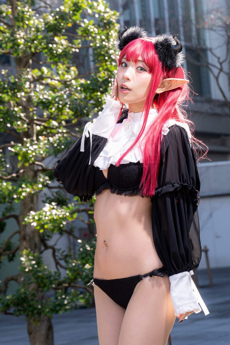 『コミケ99』コスプレ広場 ウマ娘、原神、エヴァの美女レイヤーに大行列-sirabee20220103comiket_cosplayer70