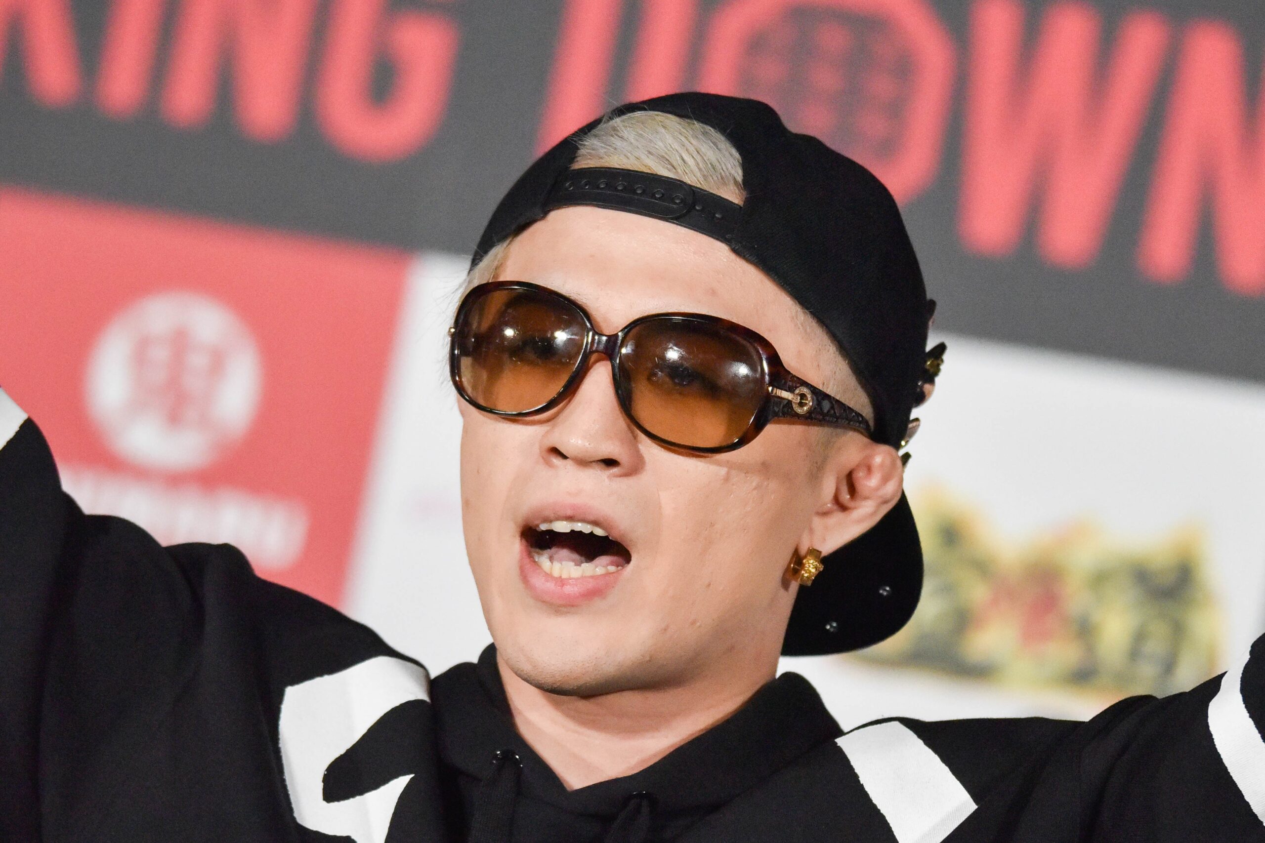 BreakingDownジョリーの美人マネージャー・清水ゆりが突然「辞めます」 今後は「一緒にね…」 – Sirabee