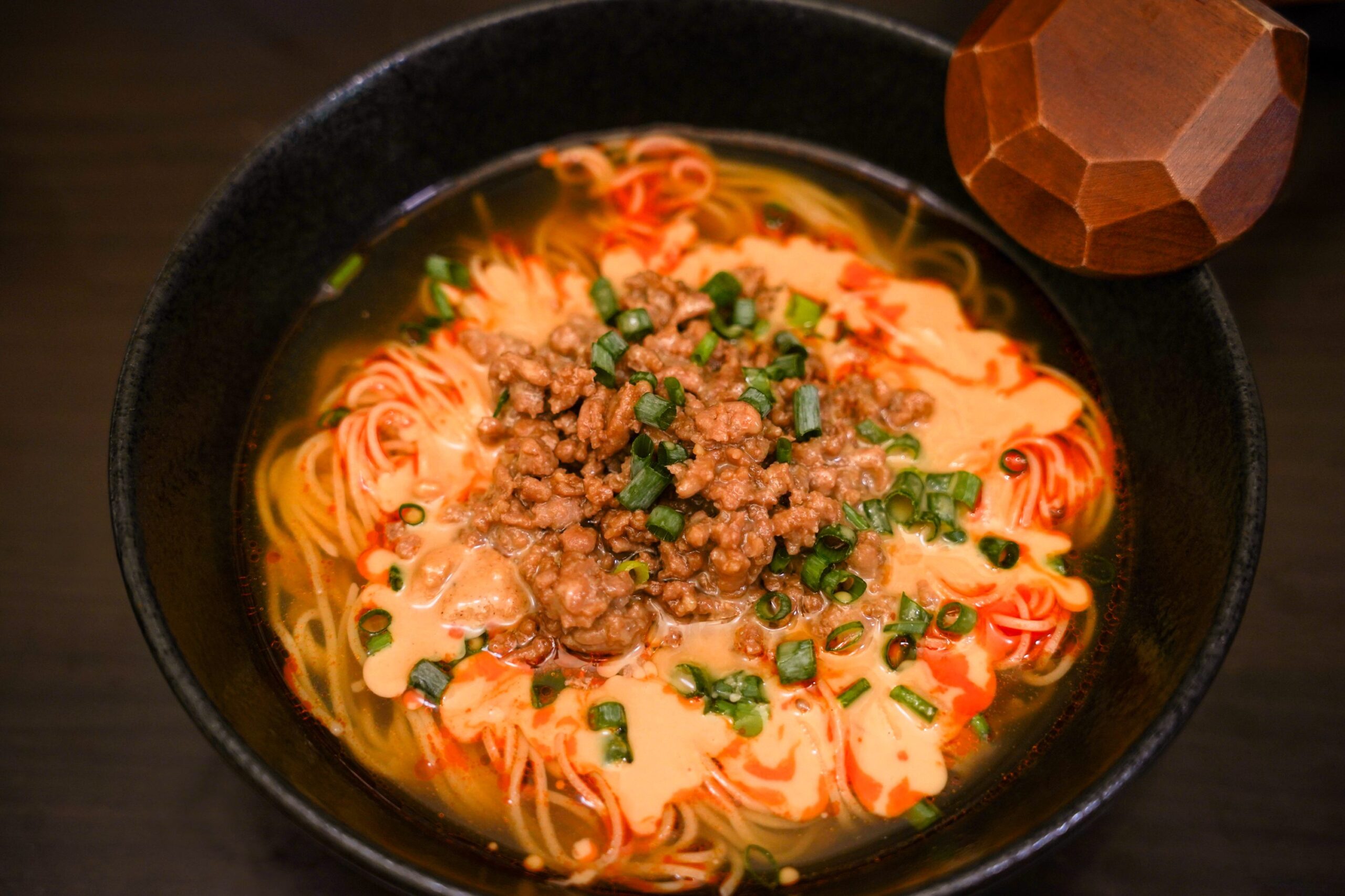 もはや体質の問題なのでは？ 約4割が「辛い料理」に抱く気持ち – Sirabee