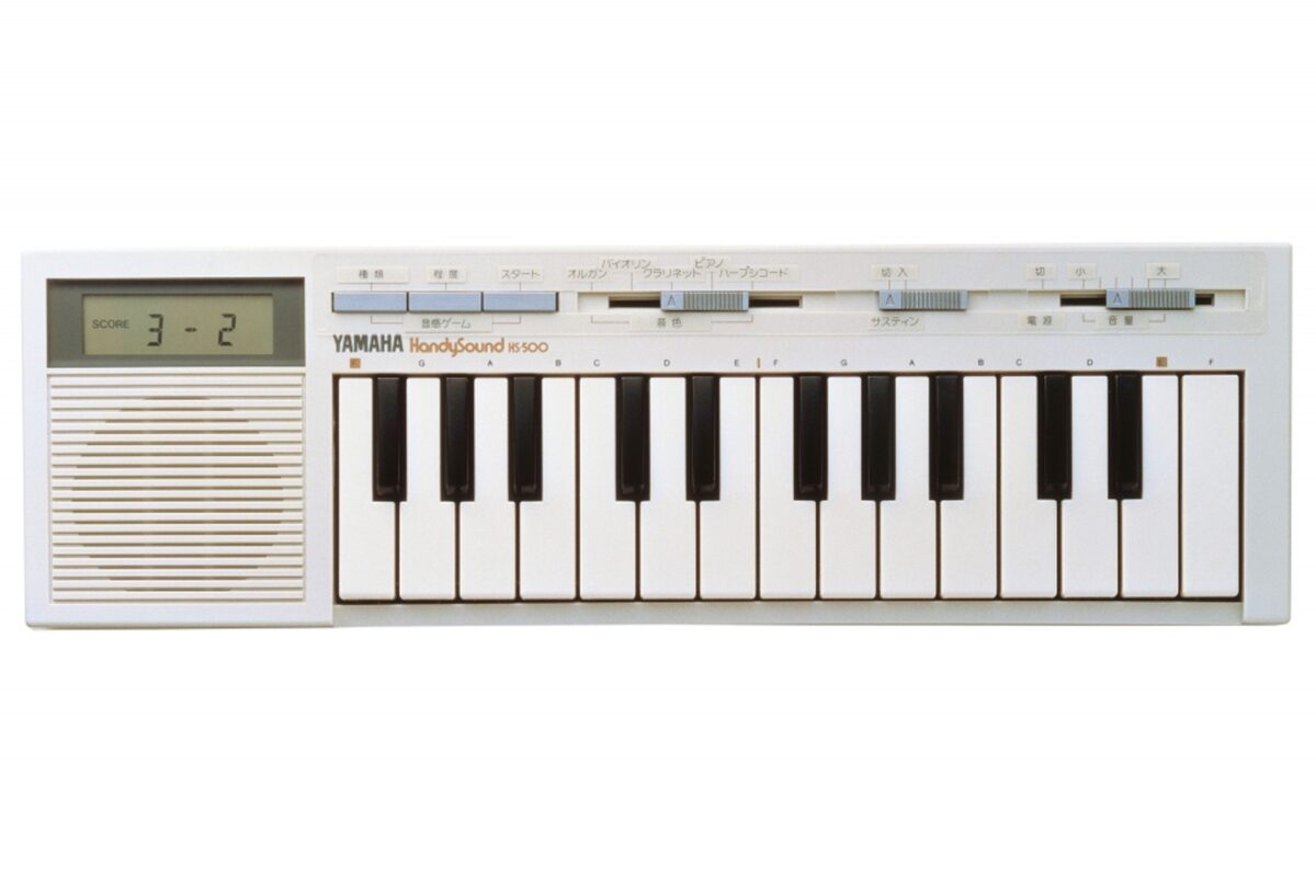 ハードオフで40年前の「エモすぎる」キーボード見つかり感動の嵐 ヤマハに開発経緯を聞いた – Page 2 – Sirabee